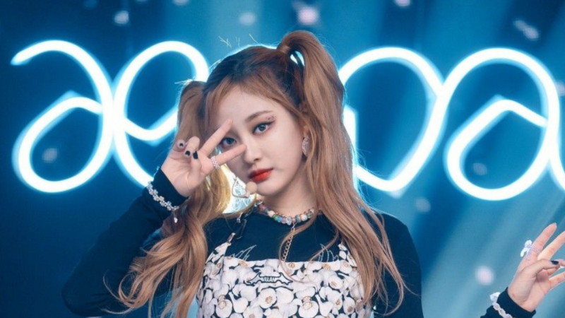 10 Model Iket Rambut Korea ala Idol, Cantik & Stylish! - 3Second