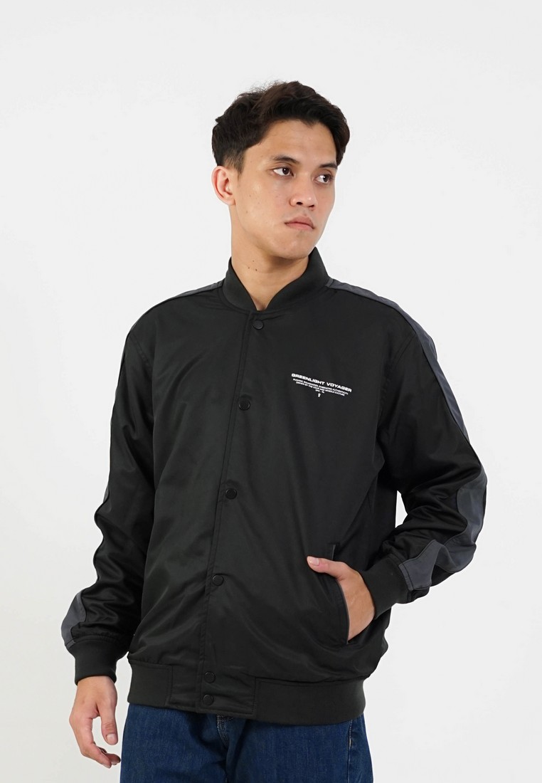 7 Koleksi Jaket Bomber 3Second, Cocok untuk Berbagai Personal Style ...